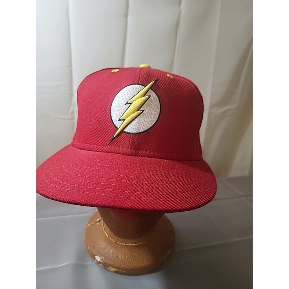 DC Comics | Accessories | Rare The Flash Hat New Era Dc Comics ...